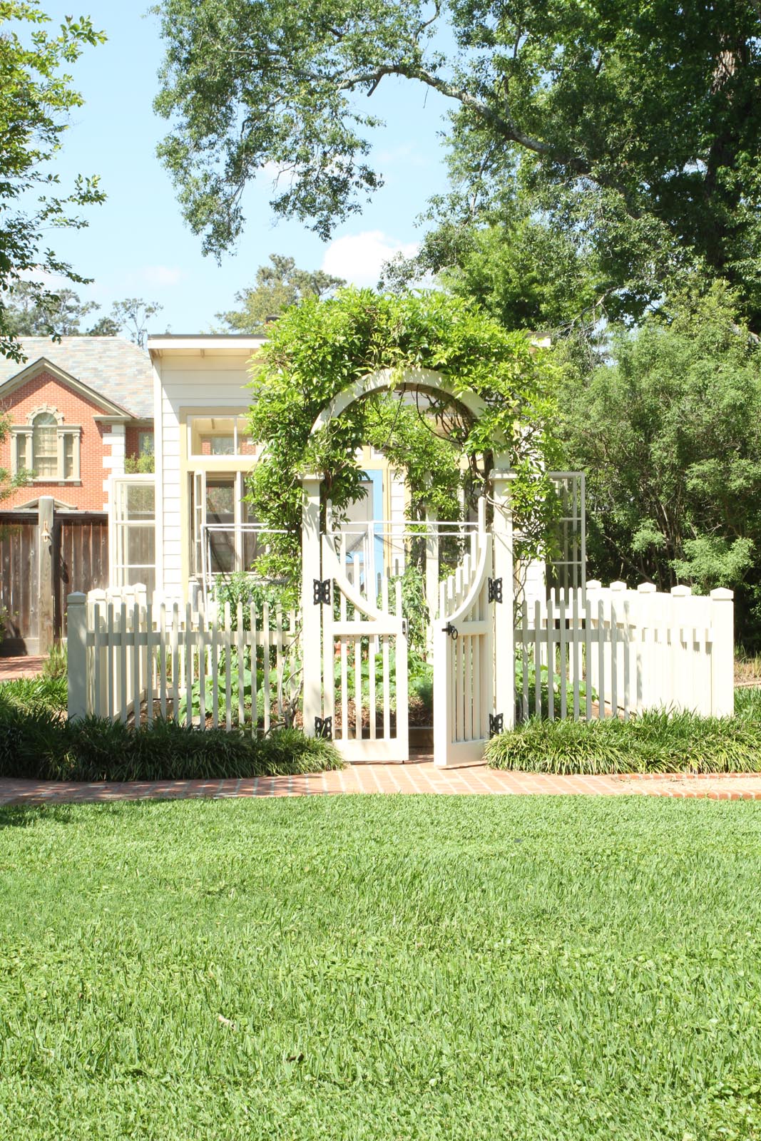 Colgan Landscaping - LaBiche Architectural Group