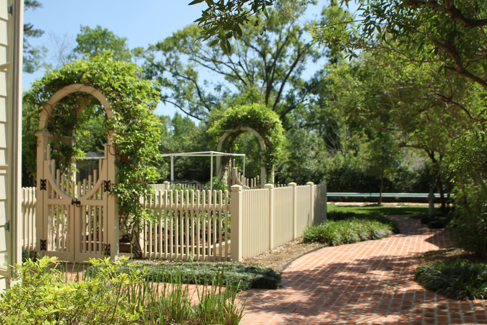 Colgan Landscaping - LaBiche Architectural Group